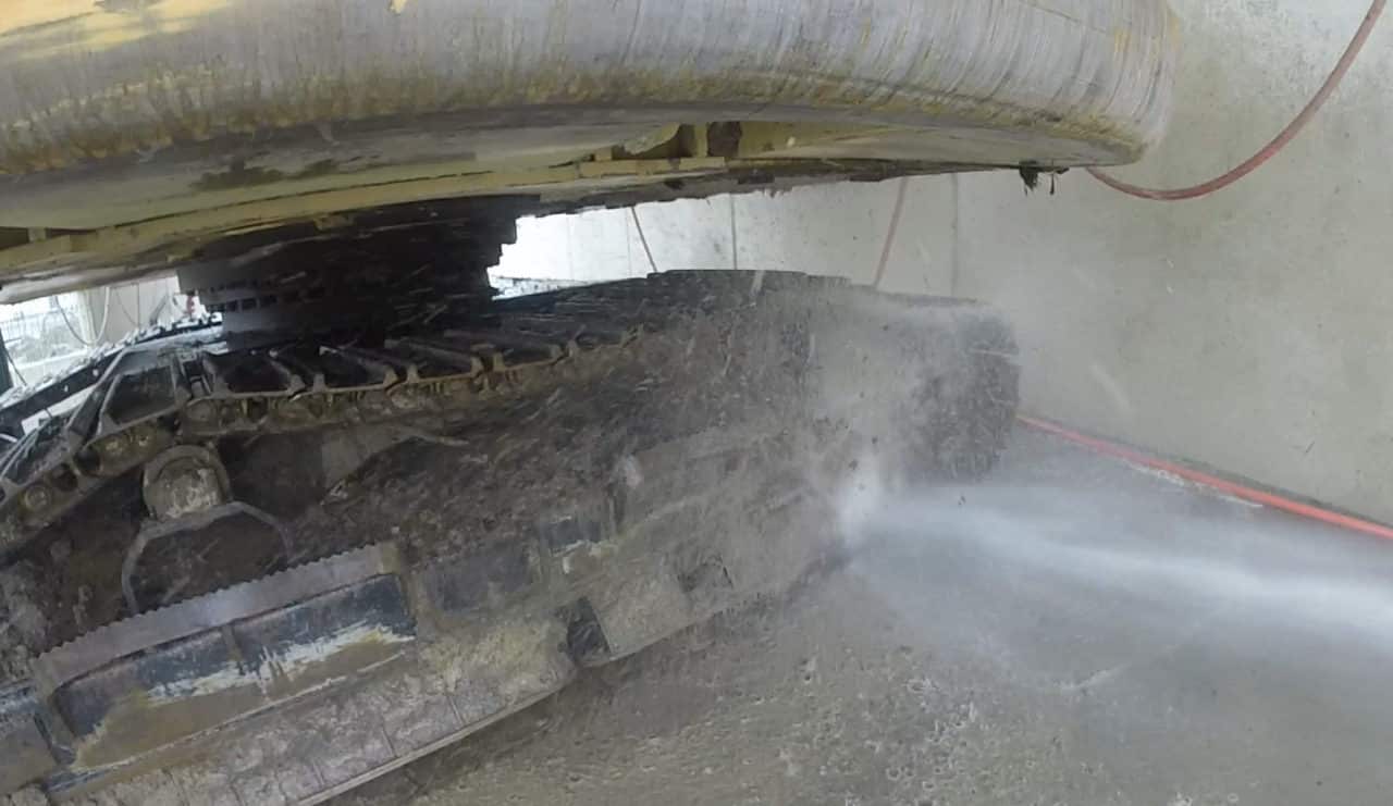 Heavy Machinery Washdown - Transport Wash Systems